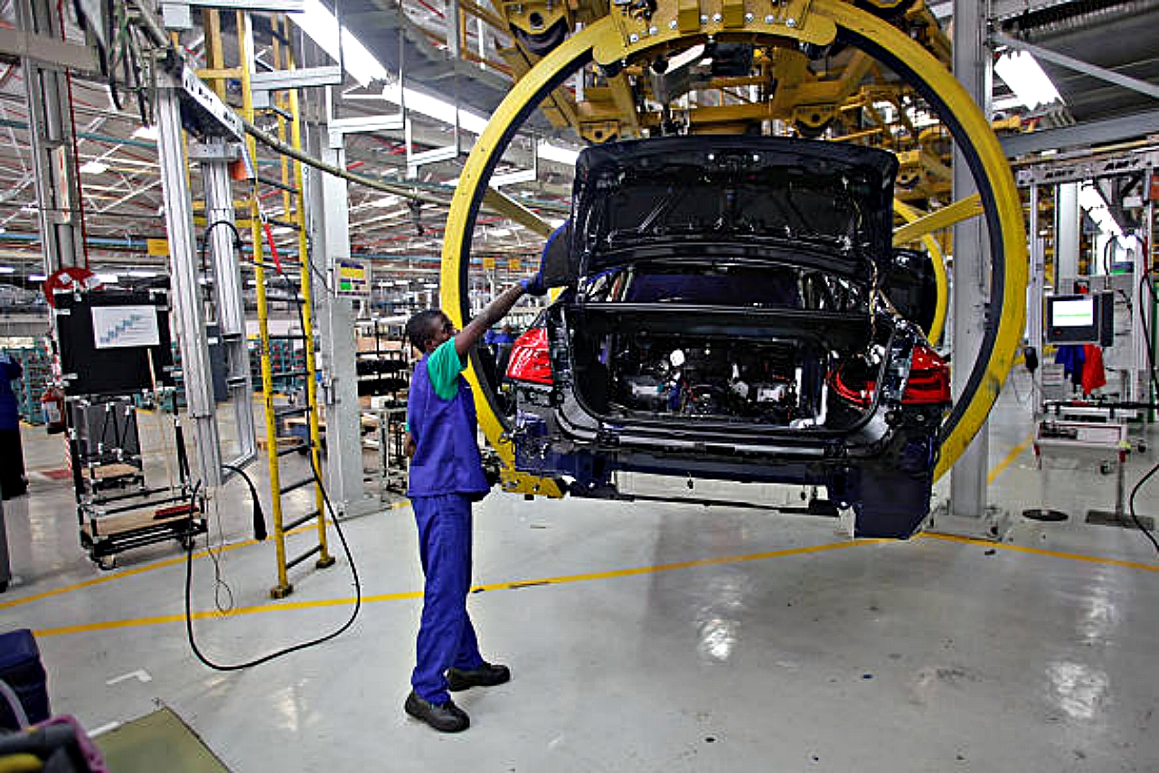 South Africa on track to tax break deal to lure automakers - BMW, Ford ...