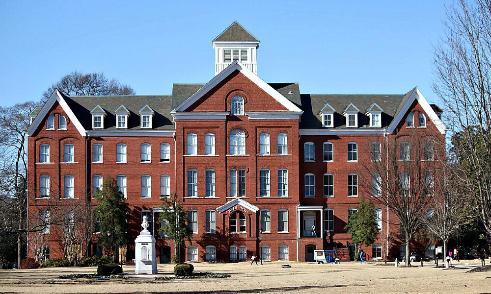 Spelman experiences surge in applications, defying trend of declining ...